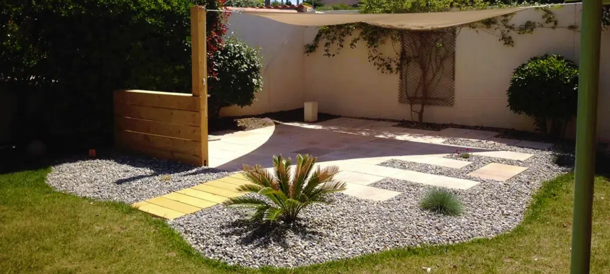 Idées pour un jardin élégant et naturel avec des cailloux
